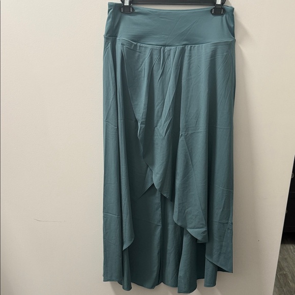 HALARA | Skirts | Nwt Halara Teal Aline Skirt | Poshmark